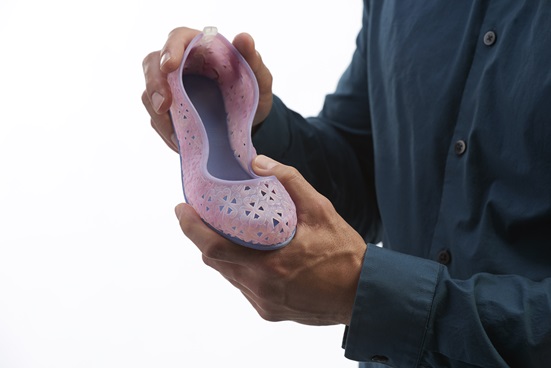 SLA vs. PolyJet: What You Need to Know - CADimensions